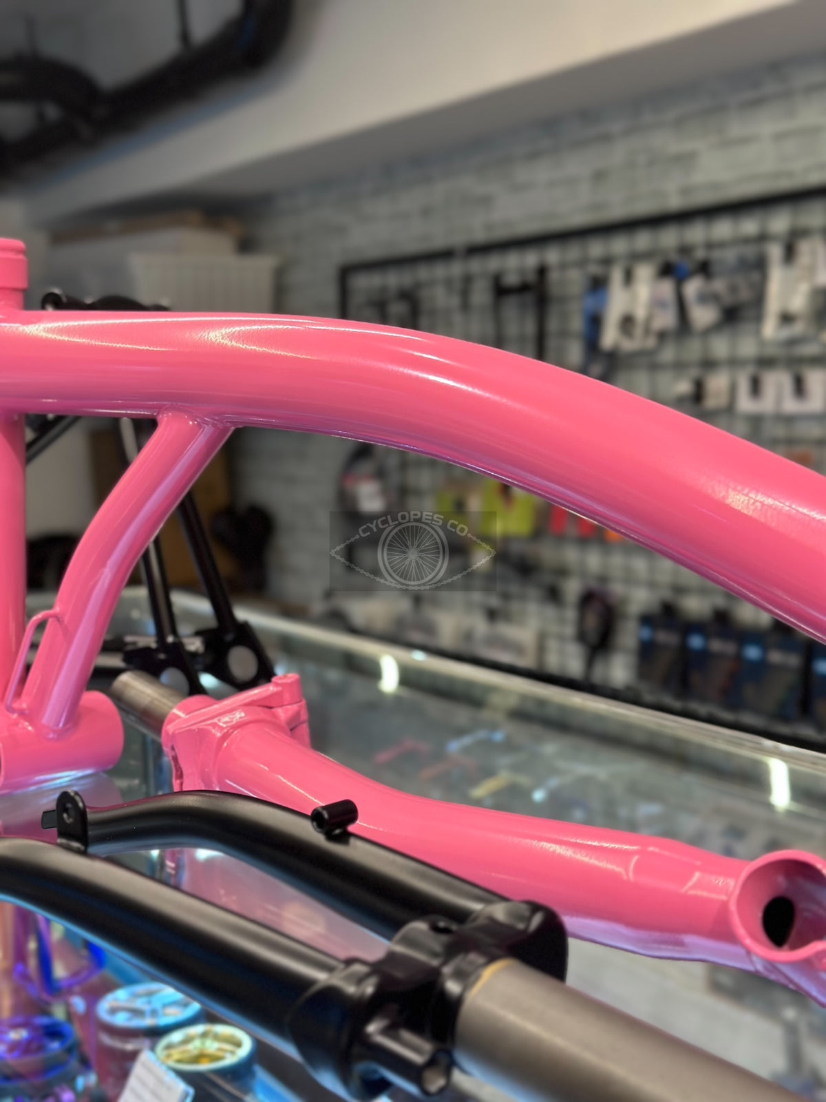 Brompton Powdercoating - Revitalising your Brompton with Durability an – Cyclopes Co