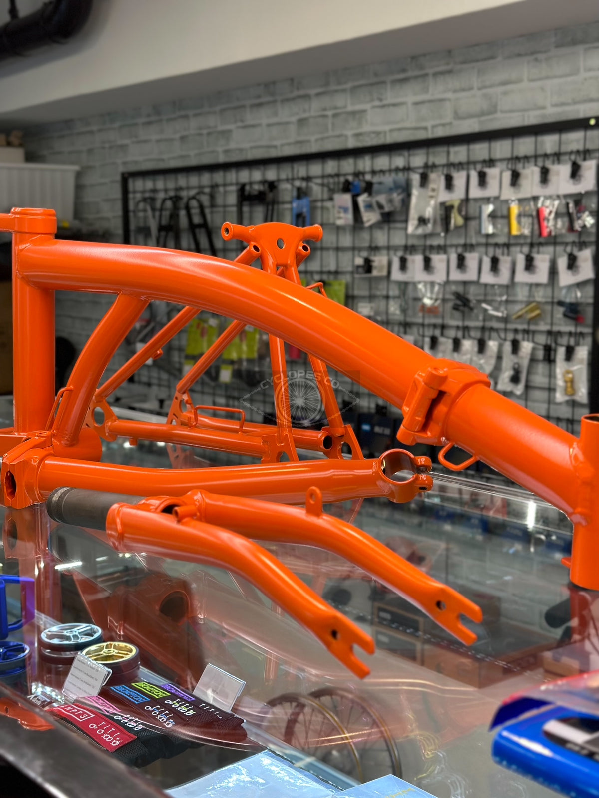 Brompton Powdercoating - Revitalising your Brompton with Durability an – Cyclopes Co